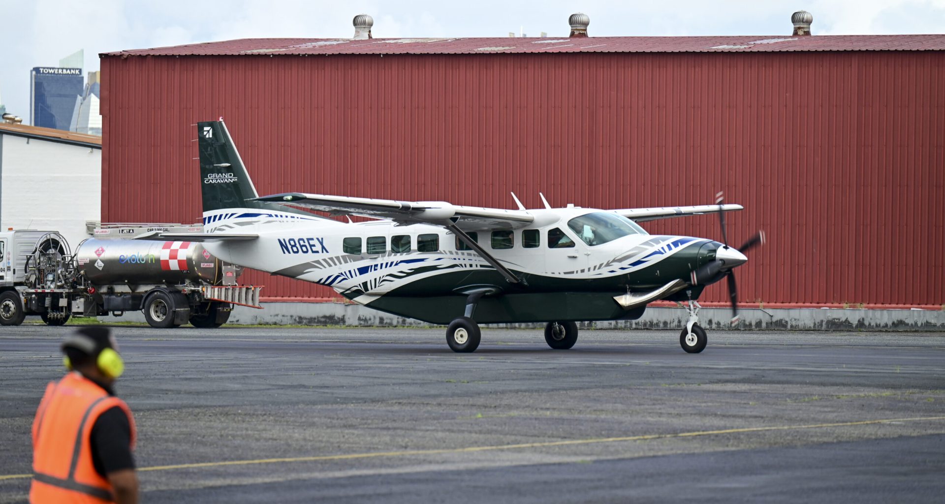 Mapiex exhibe las bondades del Cessna Grand Caravan EX para el mercado ...
